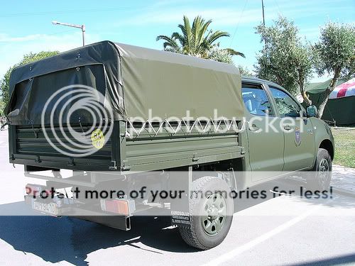 Military Hilux's - NewHilux.net