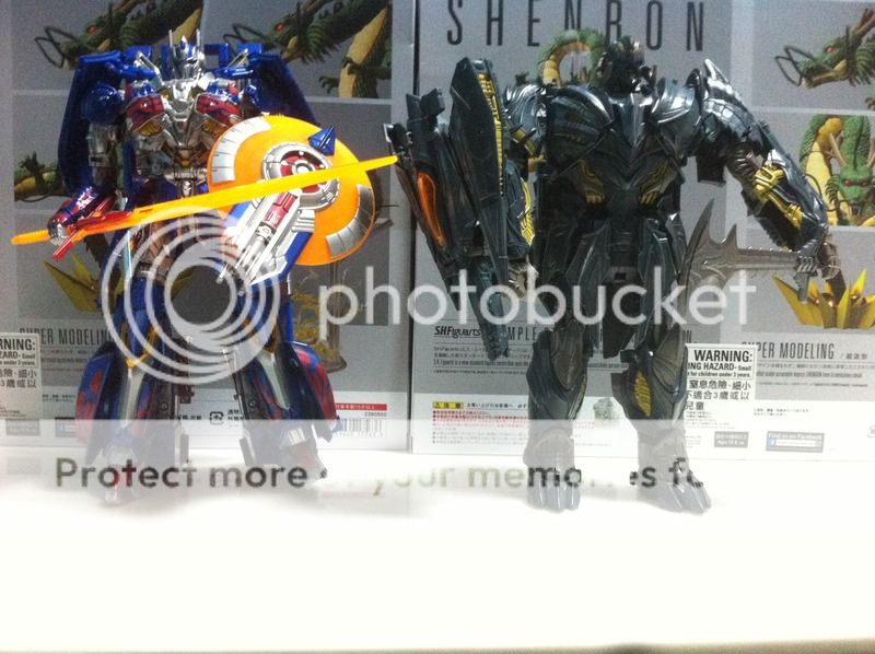 The Last Knight Leader Megatron Review (pic heavy) | Page 11 | TFW2005 ...